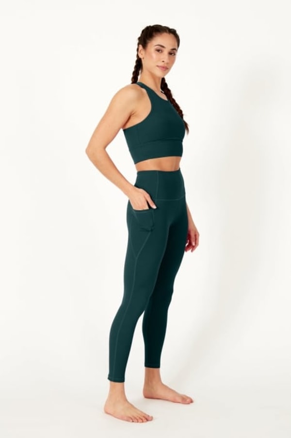 Born Nouli Review (UK) 2025 → Stylish, Ethically-Made Activewear