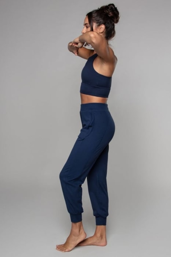 Born Nouli Review (UK) 2025 → Stylish, Ethically-Made Activewear